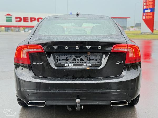Black Volvo S60 2014 in Panevezys, with an engine capacity of 2.00 L and mileage of 316 thousand km for 5500 €, photo 8 on AUTOMOTO.COM.LV