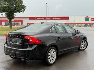 Melns Volvo S60 2014 Panevēža, ar dzinēja tilpumu 2.00 L un nobraukumu 316 tūkst. km par 5500 €, foto 10 vietnē AUTOMOTO.COM.LV