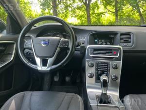 Black Volvo S60 2014 in Riga, with an engine capacity of 2.00 L and mileage of 0 thousand km for 6599 €, photo 12 on AUTOMOTO.COM.LV