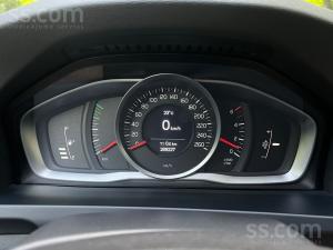 Black Volvo S60 2014 in Riga, with an engine capacity of 2.00 L and mileage of 0 thousand km for 6599 €, photo 16 on AUTOMOTO.COM.LV