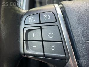Black Volvo S60 2014 in Riga, with an engine capacity of 2.00 L and mileage of 0 thousand km for 6599 €, photo 17 on AUTOMOTO.COM.LV