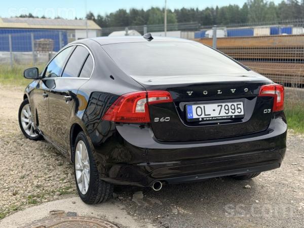 Black Volvo S60 2014 in Riga, with an engine capacity of 2.00 L and mileage of 142 thousand km for 9995 €, photo 2 on AUTOMOTO.COM.LV