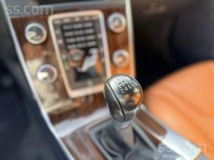 Melns Volvo S60 2014 Rīga, ar dzinēja tilpumu 2.00 L un nobraukumu 142 tūkst. km par 9995 €, foto 19 vietnē AUTOMOTO.COM.LV