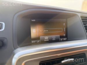 Melns Volvo S60 2014 Rīga, ar dzinēja tilpumu 2.00 L un nobraukumu 142 tūkst. km par 9995 €, foto 20 vietnē AUTOMOTO.COM.LV