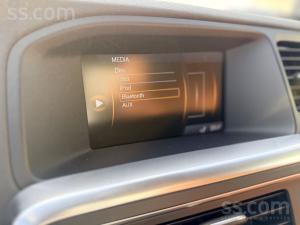 Melns Volvo S60 2014 Rīga, ar dzinēja tilpumu 2.00 L un nobraukumu 142 tūkst. km par 9995 €, foto 24 vietnē AUTOMOTO.COM.LV