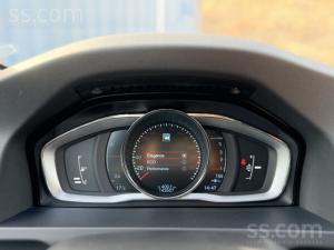 Melns Volvo S60 2014 Rīga, ar dzinēja tilpumu 2.00 L un nobraukumu 142 tūkst. km par 9995 €, foto 26 vietnē AUTOMOTO.COM.LV