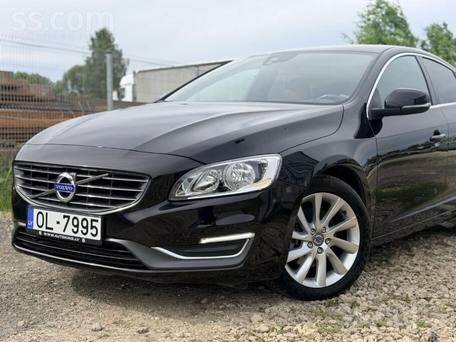 Melns Volvo S60 2014 Rīga, ar dzinēja tilpumu 2.00 L un nobraukumu 142 tūkst. km par 9995 €, foto 31 vietnē AUTOMOTO.COM.LV