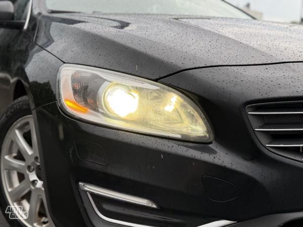 Black Volvo S60 2014 in Panevezys, with an engine capacity of 2.00 L and mileage of 316 thousand km for 5400 €, photo 9 on AUTOMOTO.COM.LV