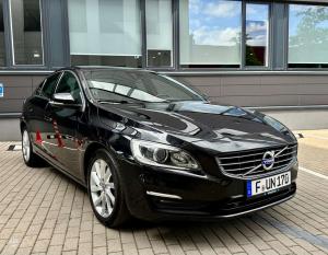 Black Volvo S60 2014 in Kaunas, with an engine capacity of 2.00 L and mileage of 238 thousand km for 5990 €, photo  on AUTOMOTO.COM.LV