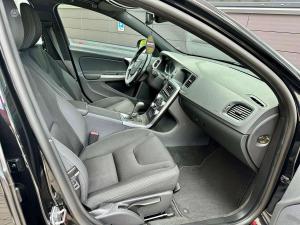 Black Volvo S60 2014 in Kaunas, with an engine capacity of 2.00 L and mileage of 238 thousand km for 5990 €, photo 16 on AUTOMOTO.COM.LV