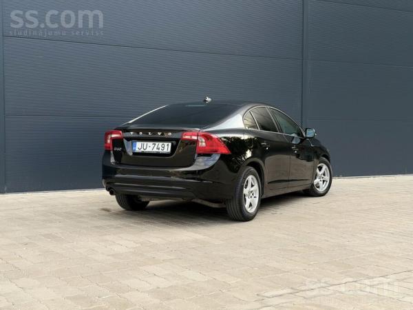 Melns Volvo S60 2014 Rīga, ar dzinēja tilpumu 1.60 L un nobraukumu 224 tūkst. km par 7299 €, foto 6 vietnē AUTOMOTO.COM.LV