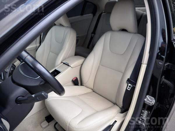Melns Volvo S60 2014 Rīga, ar dzinēja tilpumu 1.60 L un nobraukumu 224 tūkst. km par 7299 €, foto 10 vietnē AUTOMOTO.COM.LV