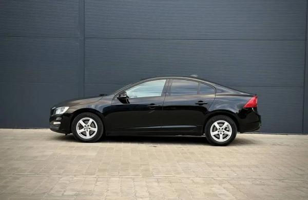 Melns Volvo S60 2014 Rīga, ar dzinēja tilpumu 1.60 L un nobraukumu 224 tūkst. km par 7299 €, foto 2 vietnē AUTOMOTO.COM.LV