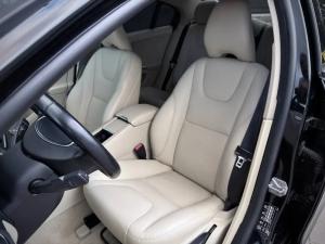 Black Volvo S60 2014 in Riga, with an engine capacity of 1.60 L and mileage of 224 thousand km for 7299 €, photo 11 on AUTOMOTO.COM.LV