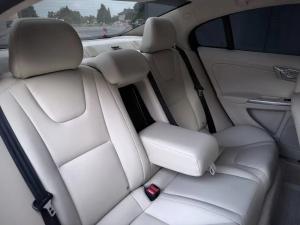 Black Volvo S60 2014 in Riga, with an engine capacity of 1.60 L and mileage of 224 thousand km for 7299 €, photo 22 on AUTOMOTO.COM.LV