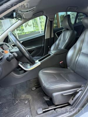 Melns Volvo S60 2014 Rīga, ar dzinēja tilpumu 2.00 L un nobraukumu 0 tūkst. km par 7500 €, foto 11 vietnē AUTOMOTO.COM.LV