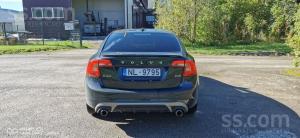 Black Volvo S60 2014 in Aizkraukle, with an engine capacity of 2.00 L and mileage of 322 thousand km for 7500 €, photo 7 on AUTOMOTO.COM.LV