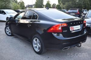 Black Volvo S60 2014 in Kuldiga, with an engine capacity of 2.00 L and mileage of 0 thousand km for 8800 €, photo 4 on AUTOMOTO.COM.LV