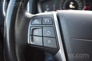 Black Volvo S60 2014 in Kuldiga, with an engine capacity of 2.00 L and mileage of 0 thousand km for 8800 €, photo 17 on AUTOMOTO.COM.LV