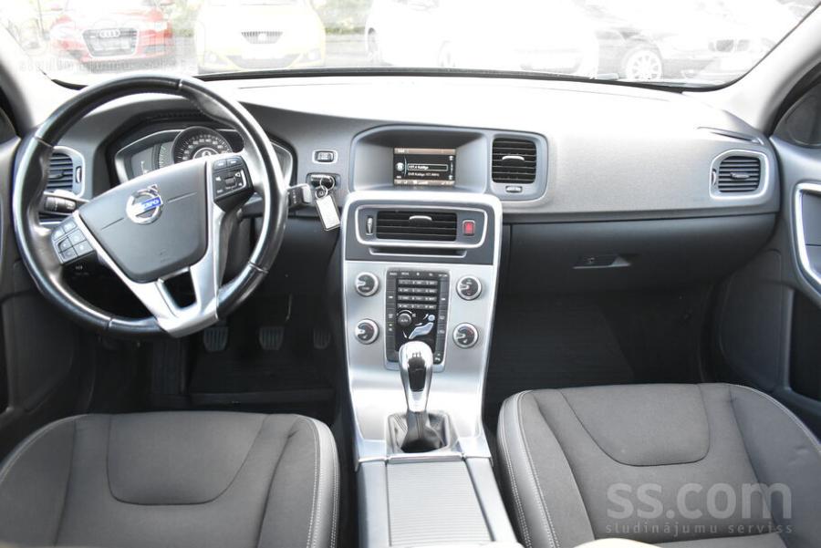 Black Volvo S60 2014 in Kuldiga, with an engine capacity of 2.00 L and mileage of 0 thousand km for 8800 €, photo 20 on AUTOMOTO.COM.LV