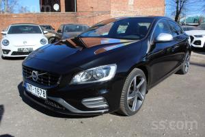 Melns Volvo S60 2015 Liepāja, ar dzinēja tilpumu 2.00 L un nobraukumu 255 tūkst. km par 2300 €, foto 2 vietnē AUTOMOTO.COM.LV
