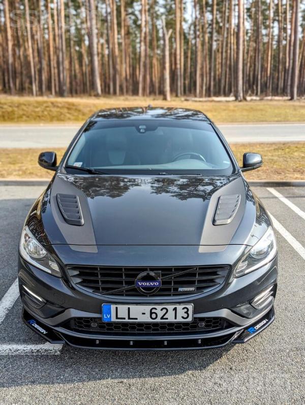 Melns Volvo S60 2015 Rīga, ar dzinēja tilpumu 2.00 L un nobraukumu 321 tūkst. km par 10000 €, foto 8 vietnē AUTOMOTO.COM.LV