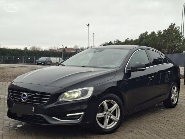 Melns Volvo S60 2015 Šilutė, ar dzinēja tilpumu 2.00 L un nobraukumu 290 tūkst. km par 5900 €, foto 6 vietnē AUTOMOTO.COM.LV