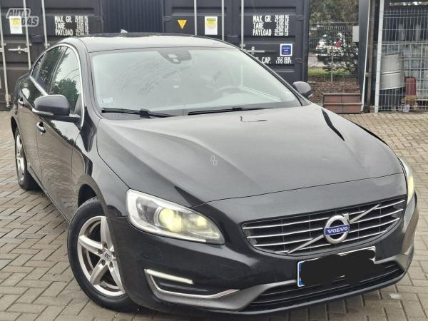 Melns Volvo S60 2015 Šilutė, ar dzinēja tilpumu 2.00 L un nobraukumu 290 tūkst. km par 5900 €, foto 10 vietnē AUTOMOTO.COM.LV