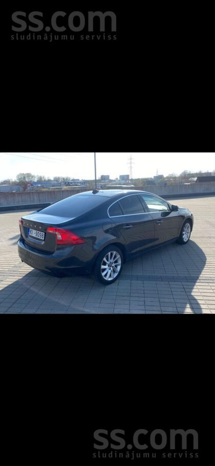 Melns Volvo S60 2015 Rīga, ar dzinēja tilpumu 2.00 L un nobraukumu 280 tūkst. km par 7500 €, foto 3 vietnē AUTOMOTO.COM.LV