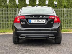 Melns Volvo S60 2015 Jelgava, ar dzinēja tilpumu 2.00 L un nobraukumu 0 tūkst. km par 8490 €, foto 6 vietnē AUTOMOTO.COM.LV