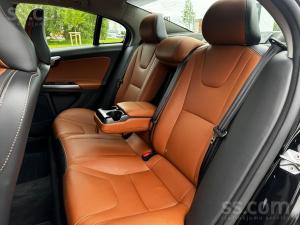 Melns Volvo S60 2015 Jelgava, ar dzinēja tilpumu 2.00 L un nobraukumu 0 tūkst. km par 8490 €, foto 15 vietnē AUTOMOTO.COM.LV