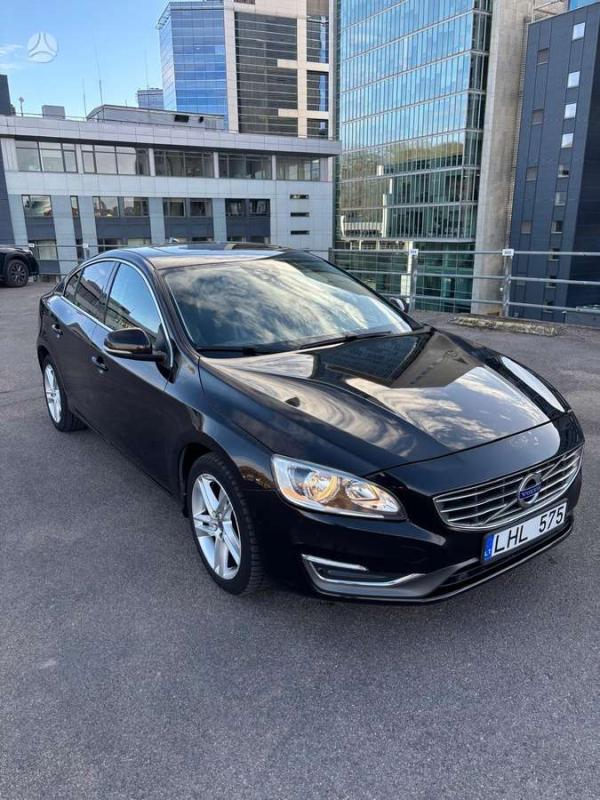 Black Volvo S60 2015 in Vilnius, with an engine capacity of 1.97 L and mileage of 230 thousand km for 8200 €, photo 2 on AUTOMOTO.COM.LV