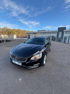 Melns Volvo S60 2015 Viļņa, ar dzinēja tilpumu 1.97 L un nobraukumu 230 tūkst. km par 8200 €, foto 5 vietnē AUTOMOTO.COM.LV