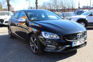 Melns Volvo S60 2015 Rīga, ar dzinēja tilpumu 2.00 L un nobraukumu 255 tūkst. km par 8950 €, foto  vietnē AUTOMOTO.COM.LV