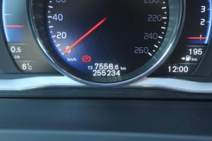 Melns Volvo S60 2015 Rīga, ar dzinēja tilpumu 2.00 L un nobraukumu 255 tūkst. km par 8950 €, foto 12 vietnē AUTOMOTO.COM.LV