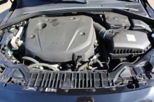 Melns Volvo S60 2015 Rīga, ar dzinēja tilpumu 2.00 L un nobraukumu 255 tūkst. km par 8950 €, foto 15 vietnē AUTOMOTO.COM.LV