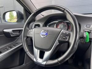 Черный Вольво С60 2015 в Рига, объемом двигателя 1.60 л и пробегом 235 тыс. км за 9550 €, фото 14 на AUTOMOTO.COM.LV