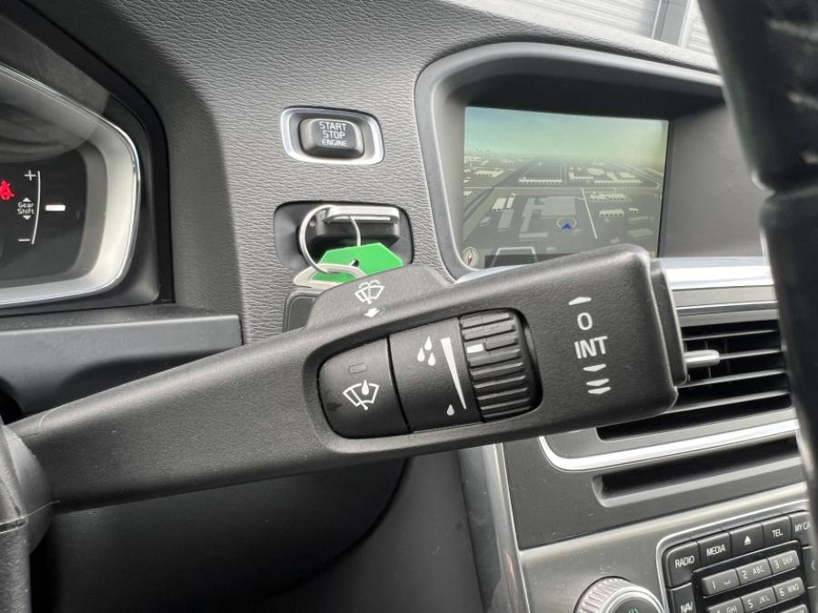 Melns Volvo S60 2015 Rīga, ar dzinēja tilpumu 1.60 L un nobraukumu 235 tūkst. km par 9550 €, foto 7 vietnē AUTOMOTO.COM.LV