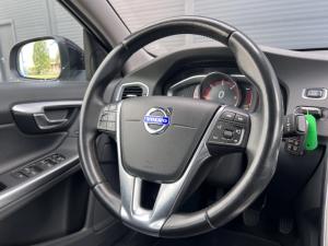 Melns Volvo S60 2015 Rīga, ar dzinēja tilpumu 1.60 L un nobraukumu 235 tūkst. km par 9550 €, foto 12 vietnē AUTOMOTO.COM.LV