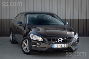 Melns Volvo S60 2015 Talsi, ar dzinēja tilpumu 2.00 L un nobraukumu 244 tūkst. km par 7950 €, foto  vietnē AUTOMOTO.COM.LV