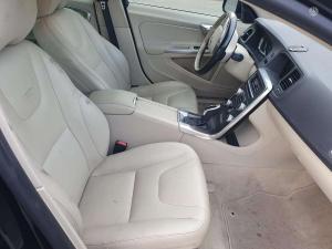 Melns Volvo S60 2015 Šauļi, ar dzinēja tilpumu 1.97 L un nobraukumu 165 tūkst. km par 4850 €, foto 12 vietnē AUTOMOTO.COM.LV