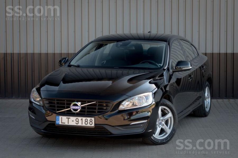 Black Volvo S60 2015 in Tukums, with an engine capacity of 2.00 L and mileage of 244 thousand km for 6950 €, photo 4 on AUTOMOTO.COM.LV