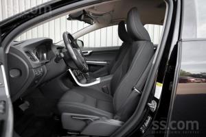 Black Volvo S60 2015 in Tukums, with an engine capacity of 2.00 L and mileage of 244 thousand km for 6950 €, photo 10 on AUTOMOTO.COM.LV