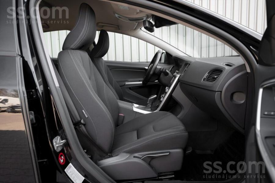 Black Volvo S60 2015 in Tukums, with an engine capacity of 2.00 L and mileage of 244 thousand km for 6950 €, photo 13 on AUTOMOTO.COM.LV