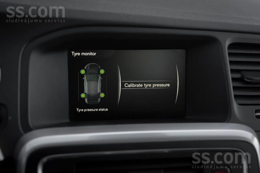 Black Volvo S60 2015 in Tukums, with an engine capacity of 2.00 L and mileage of 244 thousand km for 6950 €, photo 24 on AUTOMOTO.COM.LV