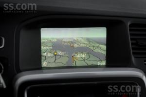 Black Volvo S60 2015 in Tukums, with an engine capacity of 2.00 L and mileage of 244 thousand km for 6950 €, photo 25 on AUTOMOTO.COM.LV