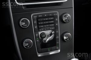 Black Volvo S60 2015 in Tukums, with an engine capacity of 2.00 L and mileage of 244 thousand km for 6950 €, photo 26 on AUTOMOTO.COM.LV