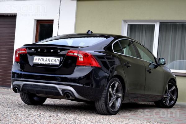 Black Volvo S60 2016 in Tukums, with an engine capacity of 2.00 L and mileage of 274 thousand km for 9990 €, photo 3 on AUTOMOTO.COM.LV