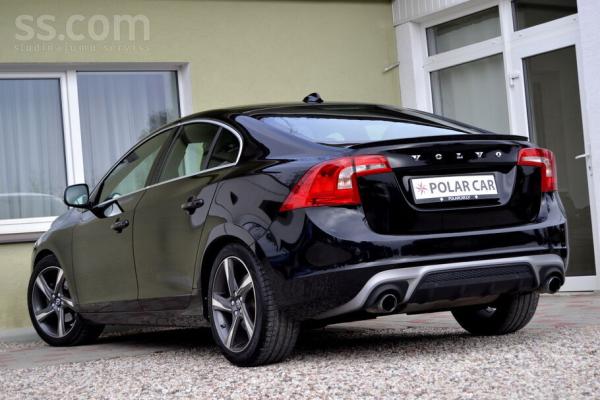 Black Volvo S60 2016 in Tukums, with an engine capacity of 2.00 L and mileage of 274 thousand km for 9990 €, photo 4 on AUTOMOTO.COM.LV