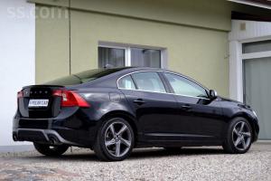 Black Volvo S60 2016 in Tukums, with an engine capacity of 2.00 L and mileage of 274 thousand km for 9990 €, photo 8 on AUTOMOTO.COM.LV